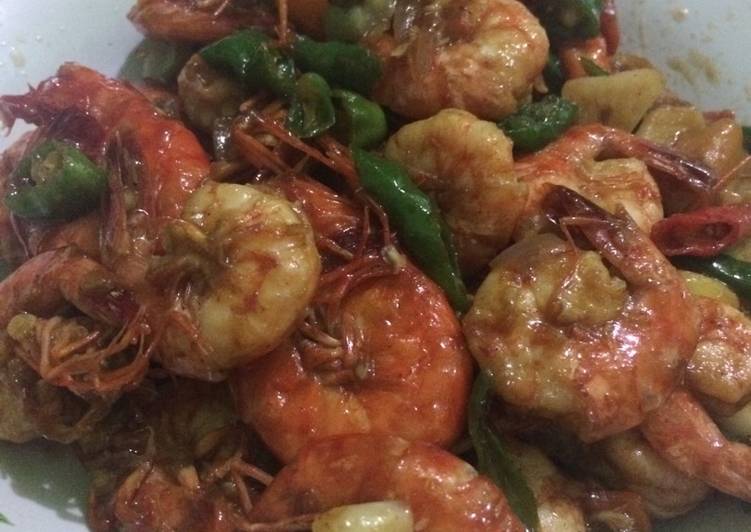 Resep Udang merah ijo oleh Alda Mustikasari - Cookpad