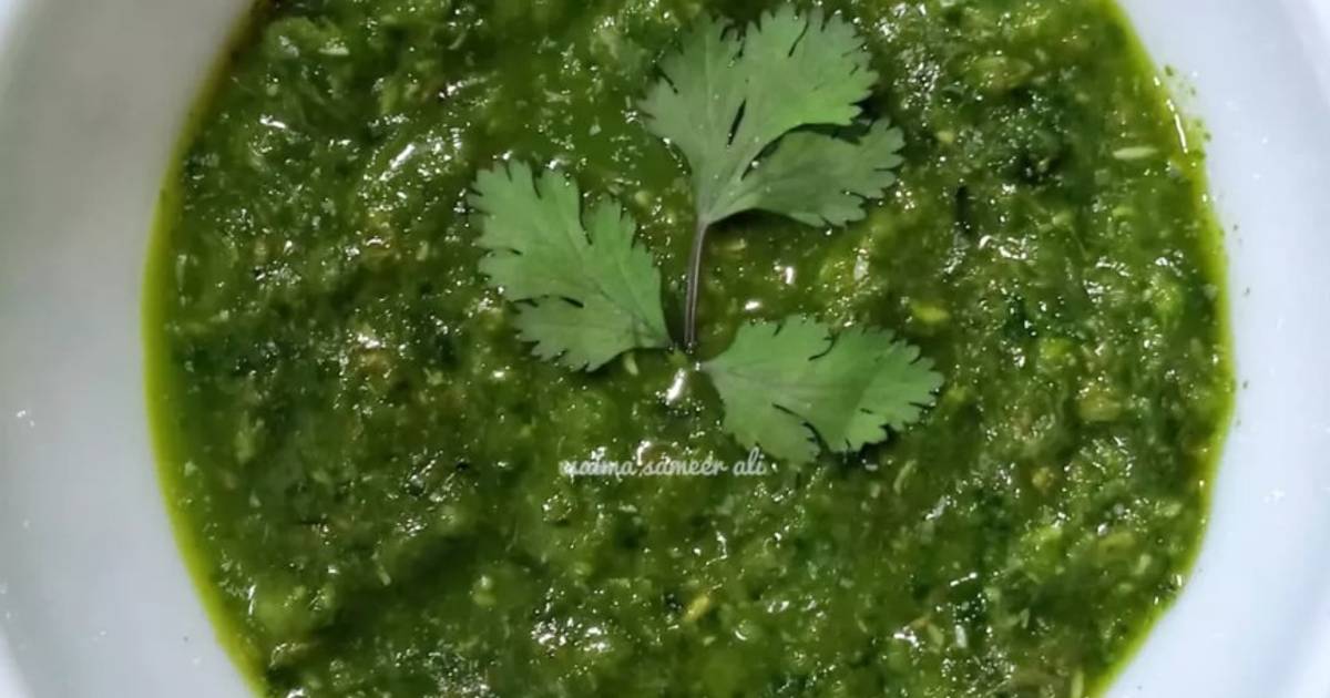 Green chutni on sil batta Recipe by Saima Sameer Ali - Cookpad