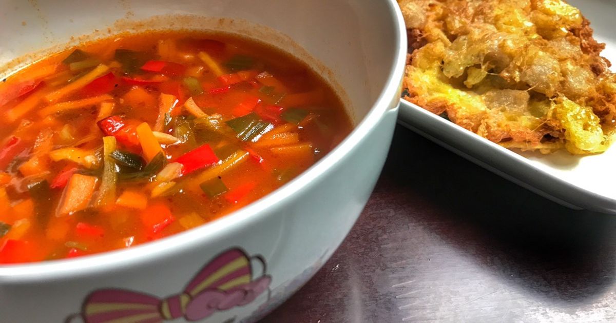 Resep Telur, Baso, Dan Ayam Kebanjiran Saos Merah Membara oleh firda ...