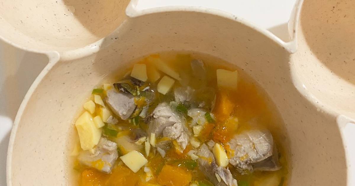 Resep Sop tuna tofu labu madu oleh cluelessmom - Cookpad
