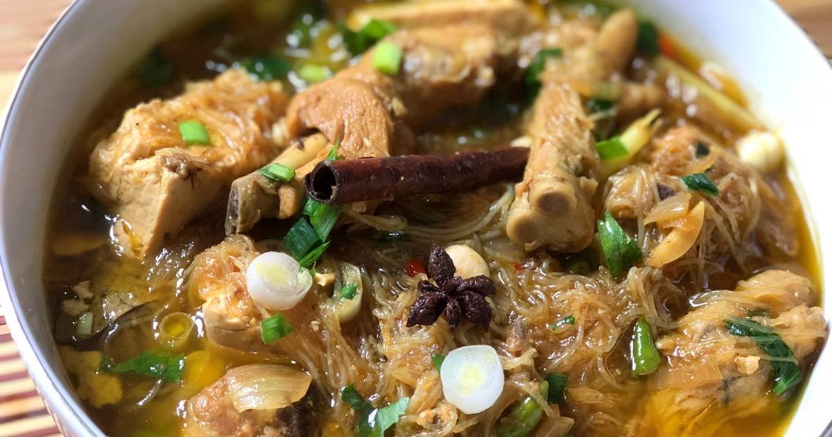 Resep Semur ayam plus bihun oleh nia manjasari - Cookpad