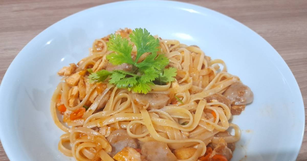 Resep Spaghetti bolognese ayam bakso extra pedas oleh dinda yunie - Cookpad