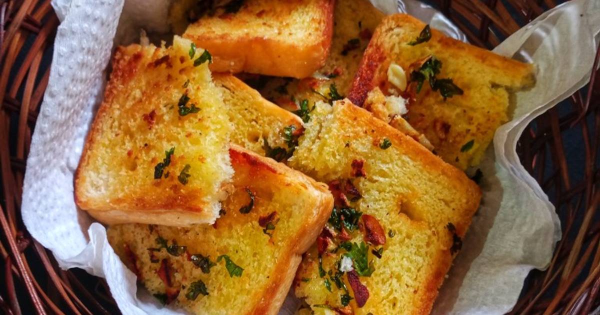 Garlic bread bucket Recipe by Umme Ali - Cookpad