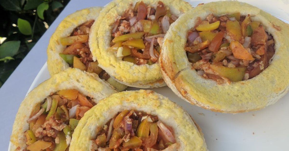Pizza Disc Sandwich Recipe by Aishatu Jami'u - Cookpad