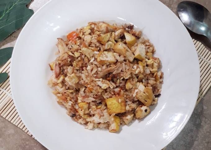Resep Nasi goreng ayam tahu oleh Ani Brilian - Cookpad