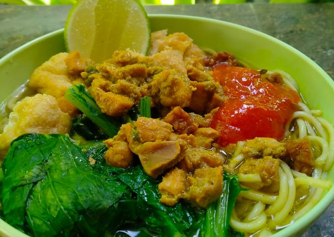 Resep Mie pangsit oleh Salma, Kitchen 🌺 - Cookpad