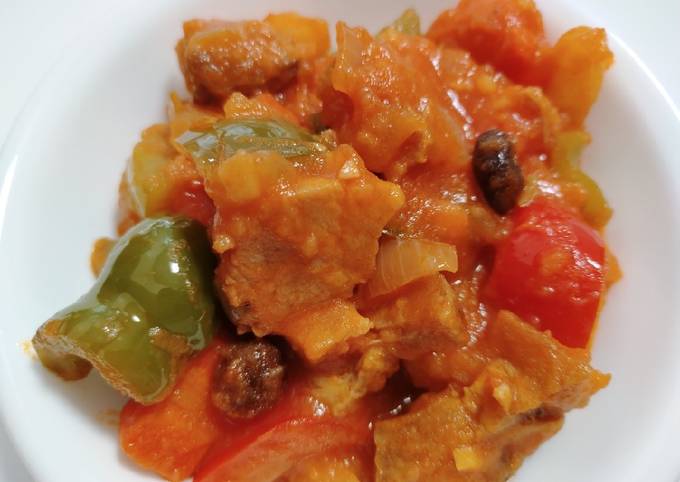 Filipino menudo Recipe by Robert Gonzal - Cookpad