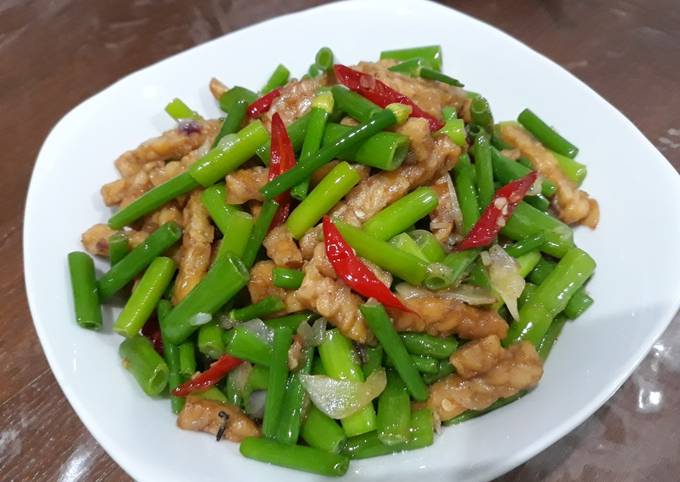 Resep Oseng Tempe Bunga Bawang Oleh Bulbul Kitchen 🍅 Cookpad