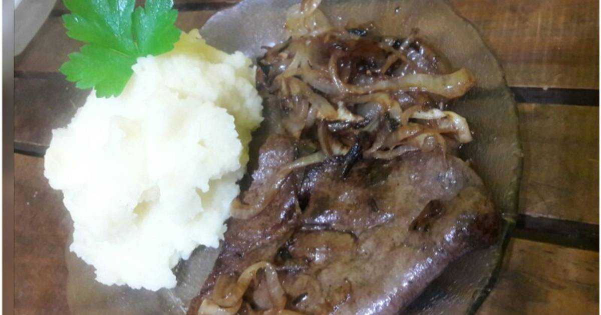 Hígado encebollado con puré - 14 recetas caseras- Cookpad