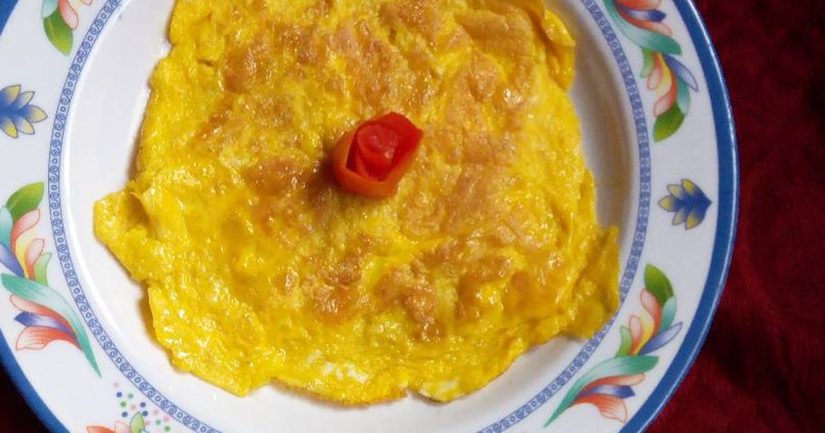 Scrambled egg.(with dress of tomato rose) Recipe by Kezzy Wainaina ...