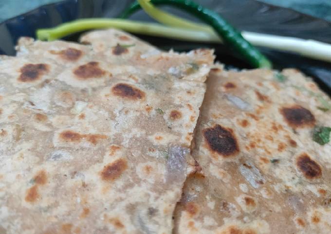 Spring Onion Paratha Recipe by Abha Agam Singh - Cookpad