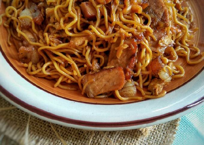 Resep Mie Goreng Daging oleh Sonia Stephanie - Cookpad