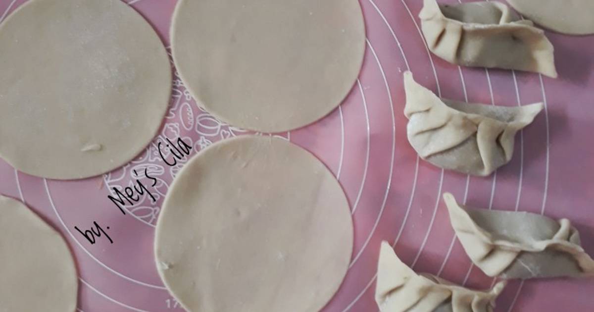 Resep Kulit Gyoza / Dimsum /Kuotie / Pangsit oleh Mey's Cila - Cookpad