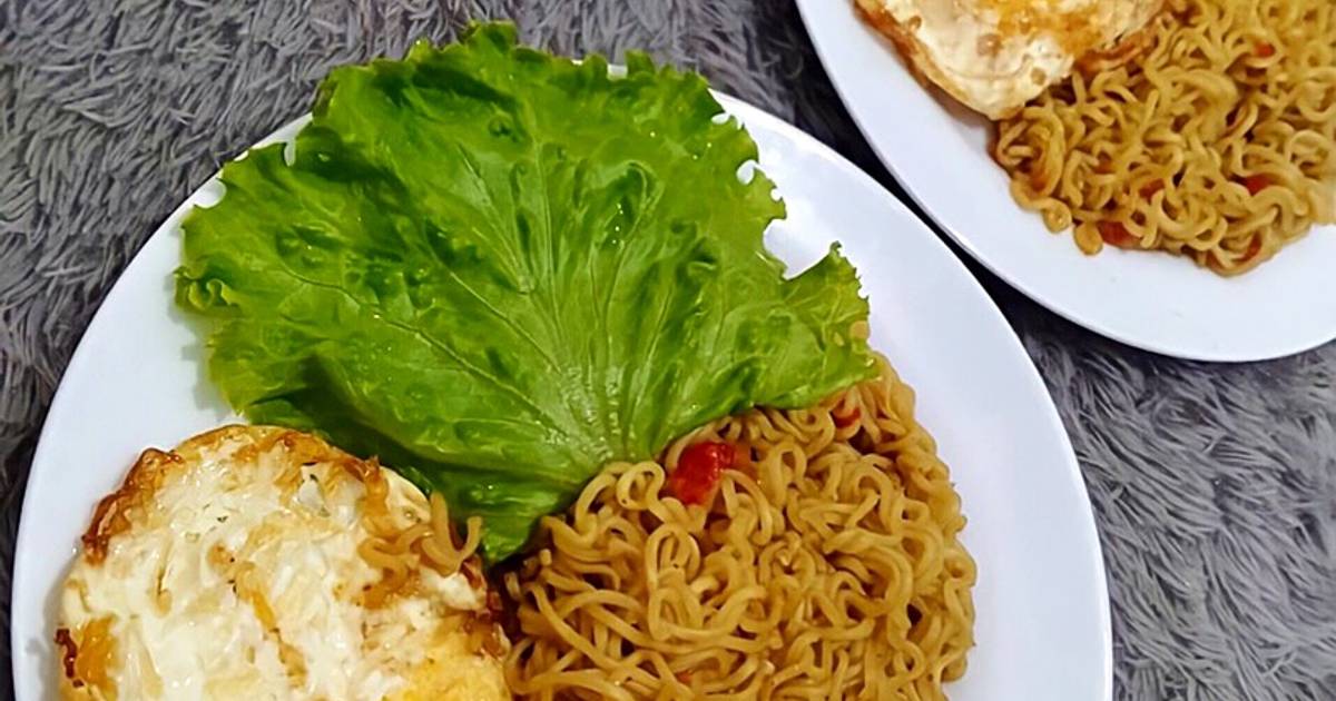 Resep Mie Goreng Telur oleh Adetia Pertiwi - Cookpad