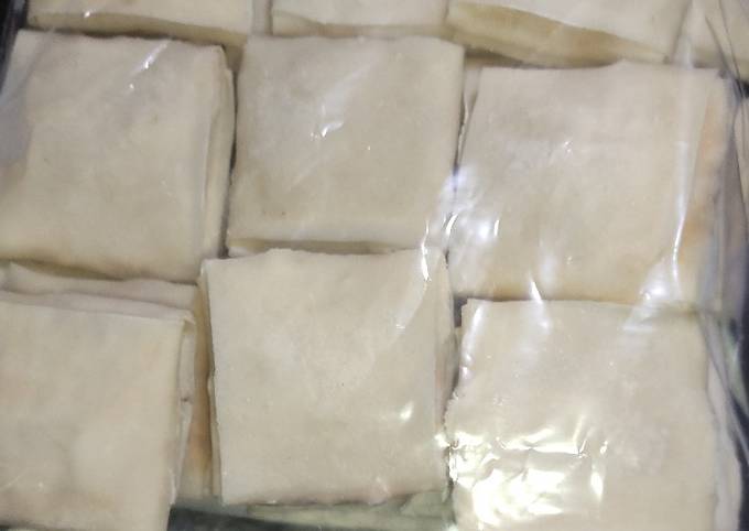 Chicken Box Patties Frozen Recipe by Bushra Mazhar - Cookpad