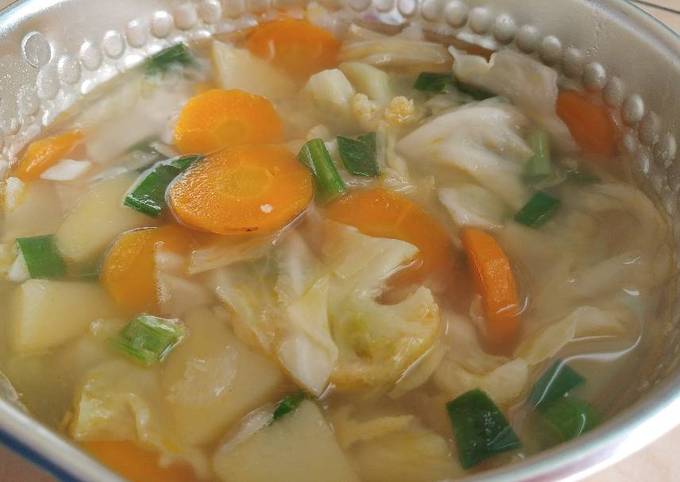Resep Sayur Sop Kentang Sederhana Pasutri Kost 😘 oleh Valentina Mareta ...