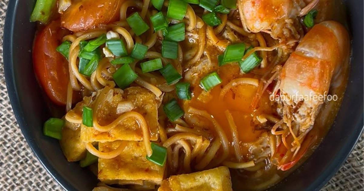 Resipi Yee Mee Sup Udang oleh Kakak Faa - Cookpad