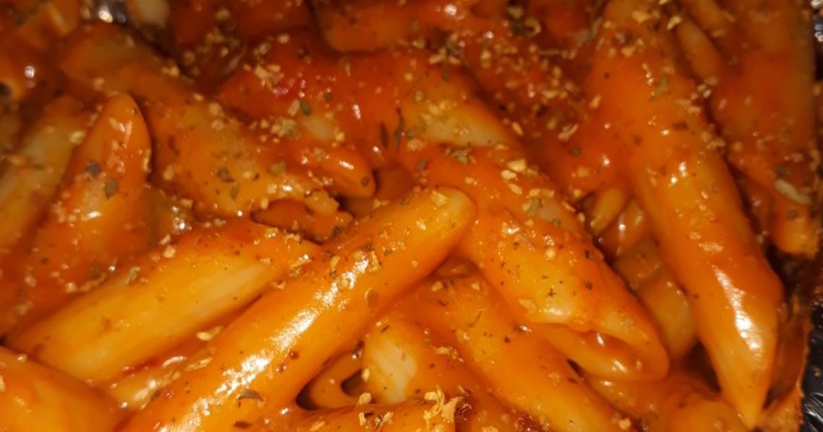 Red Sauce Pasta Recipe by Dipti Bhatia - Cookpad