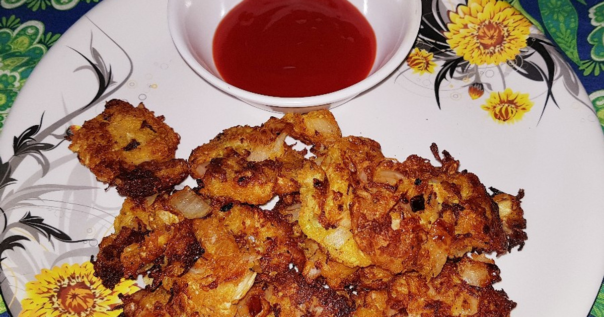Pyaz Lauki Bhajiya Recipe by Swati Chauhan - Cookpad