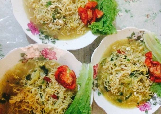 Resep Mie rebus telur pedes oleh Muhammad Aqil Irham - Cookpad
