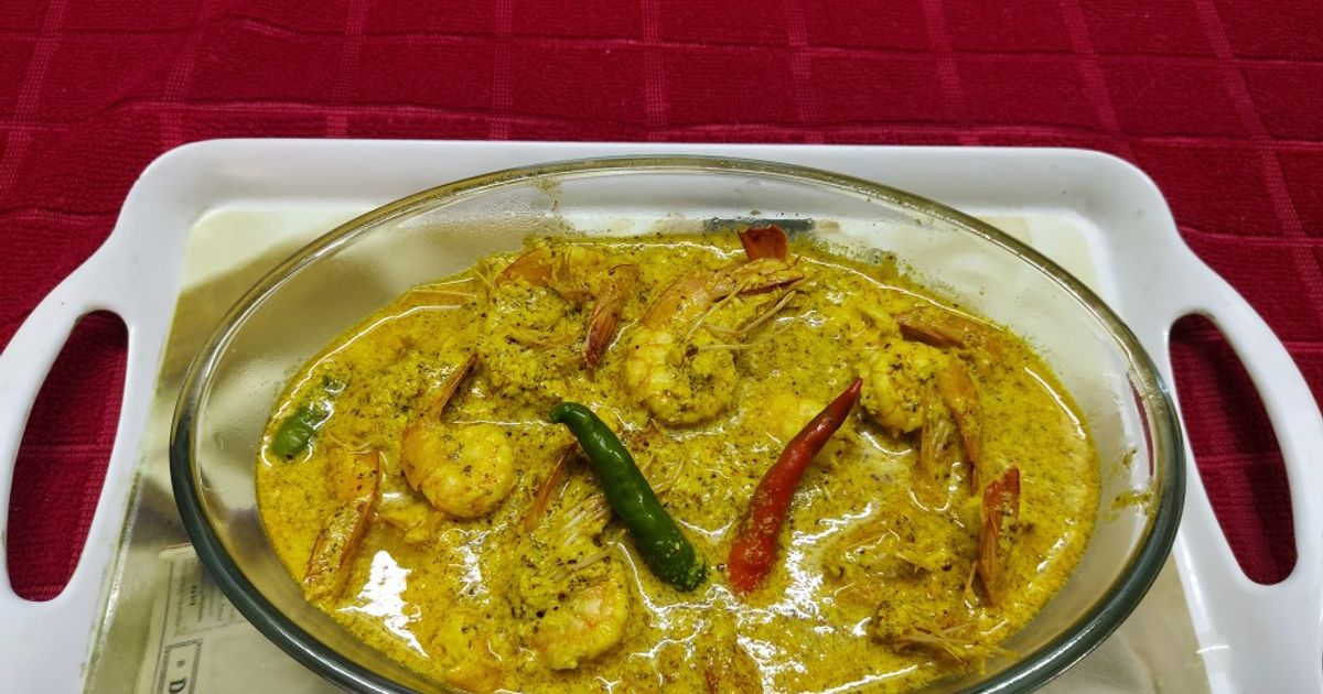 Chingri Bhapa Or Steamed Prawns In Coconut Mustard Paste Recipe by ...
