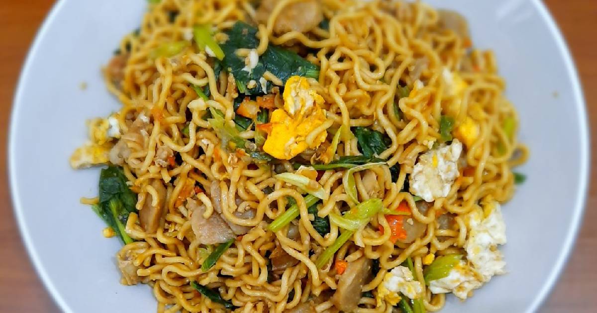 Resep Mie Goreng Manis Pedes oleh Wianaa - Cookpad
