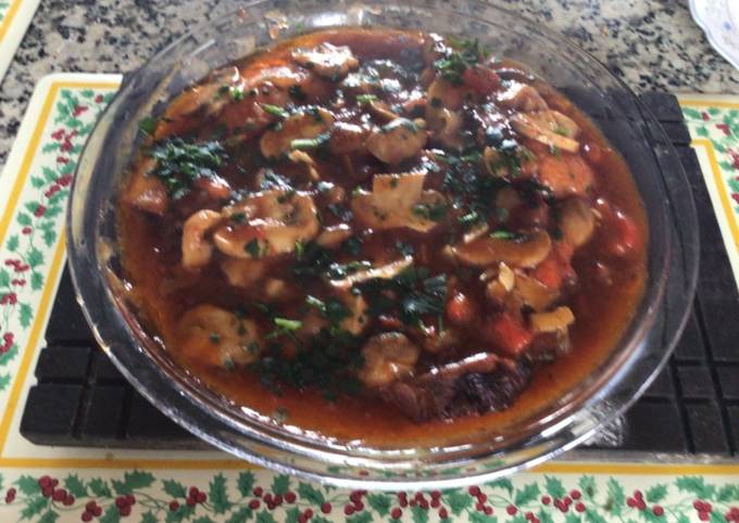 Chuletas ahumadas con salsa de tomate y hongos Receta de Rosa Padrón ...