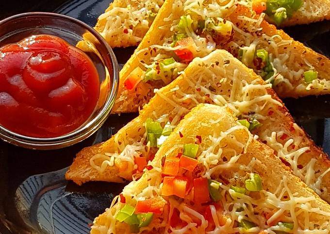 Cheese Chilli Toast 🧀🍕 Recipe by Ruchita Ashish Sharma - Cookpad