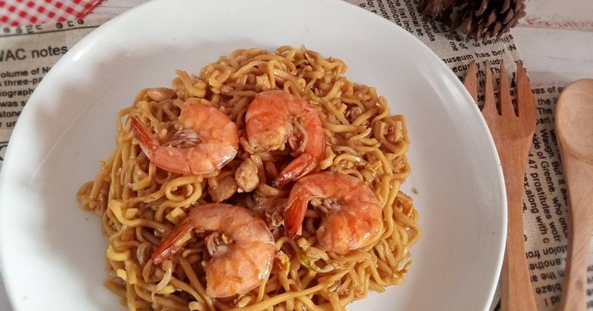 Resep 203.Mie Goreng Seafood Ala Solaria oleh Selvia oktaviani - Cookpad