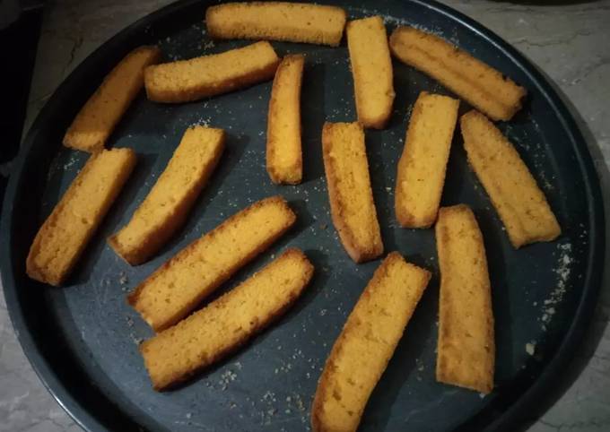 Cake Rusk Recipe by Tanmmab Ch - Cookpad