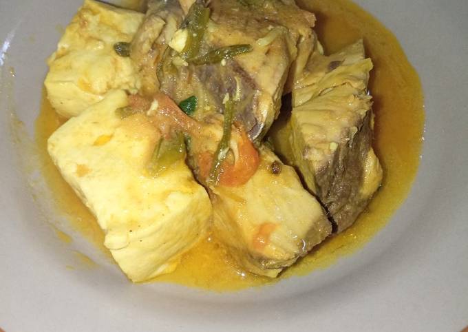 Resep Tongkol Bumbu Rujak Oleh Desi Anis Anggraini Cookpad