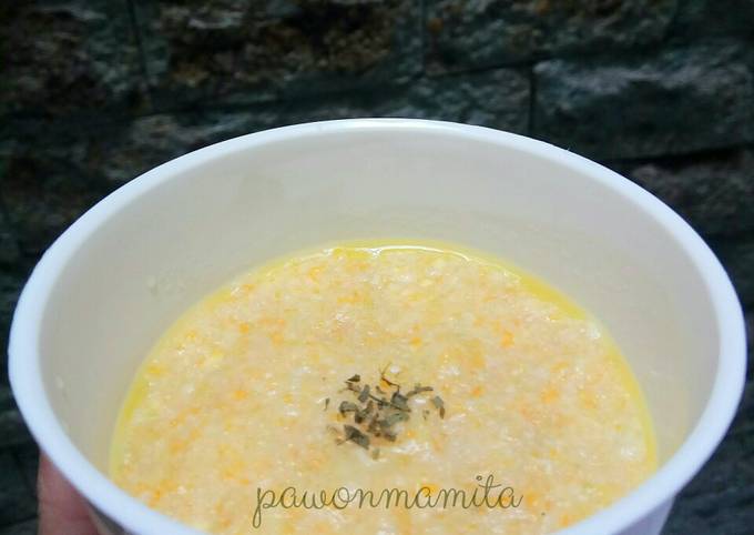 Resep Nasi Tim Saring Salmon (MPASI 7+ Menu 4*) oleh Pawonmamita - Cookpad