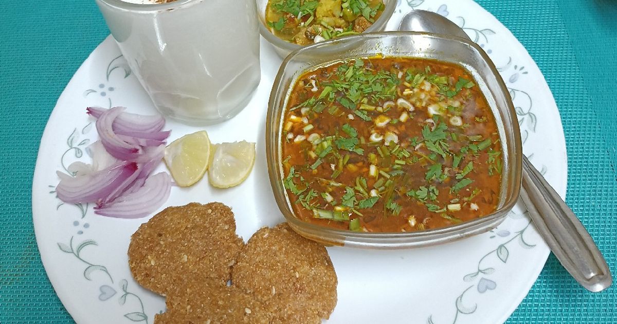 Chapdi Tavo Or Chapdi Undhiyu A Saurashtra Platter Recipe by Bina Samir ...