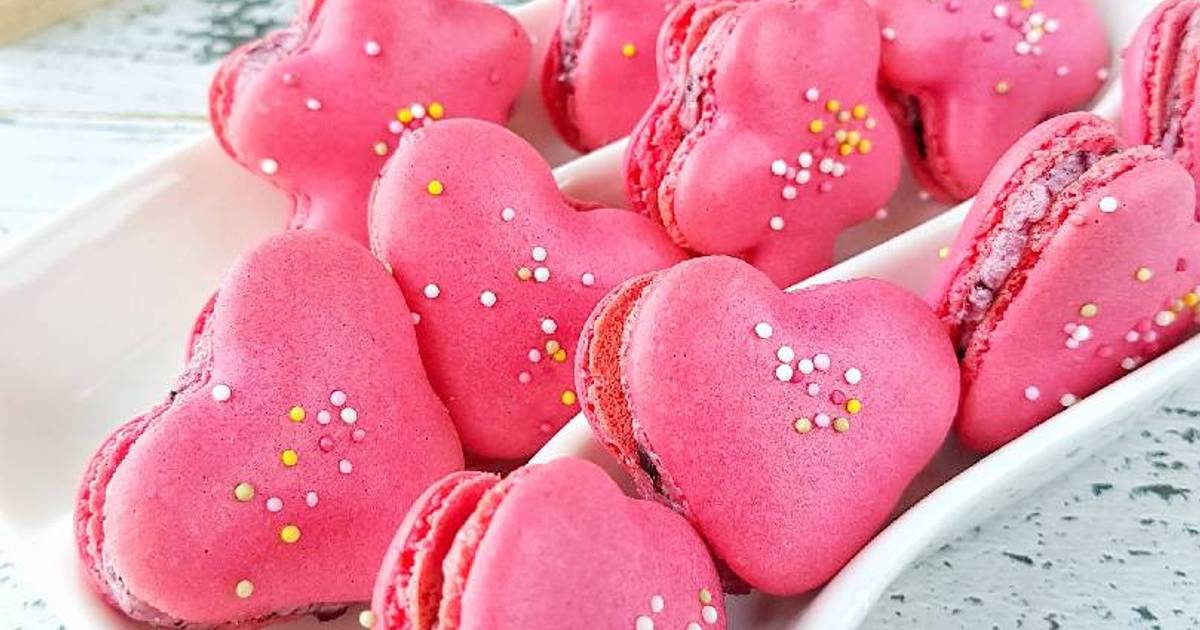 Resep Heart macarons with blueberry filling oleh Mitry Sumitri - Cookpad