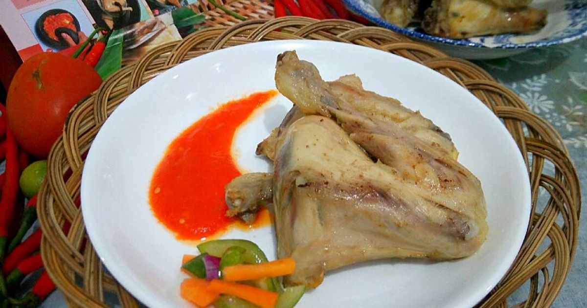 Resep Ayam Pop Ala Rumah Makan Padang oleh Servia Madian. - Cookpad