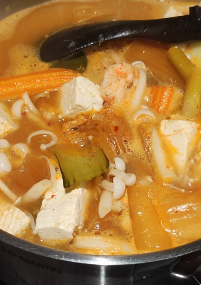 Resep 473. Haemul Sundubu- Jjigae (Sup Kimchi Tahu Seafood) oleh LinaS ...
