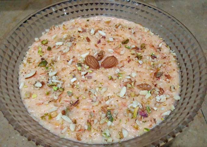 Gajrela. Recipe by anmol ijaz - Cookpad