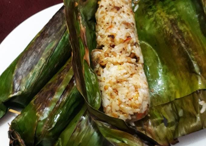 Resep Nasi bakar oncom teri oleh anisa mamdudah - Cookpad