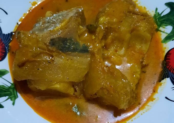 Resep Gulai Tunjang ala RM Padang oleh Idha Midayanthi - Cookpad
