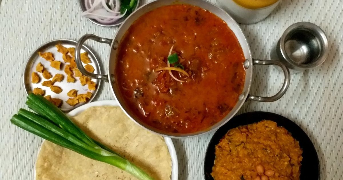 सांंडगे रस्सा,शेंगदाण्याचा म्हाद्या रेसिपी Poonam Nikam द्वारे - Cookpad