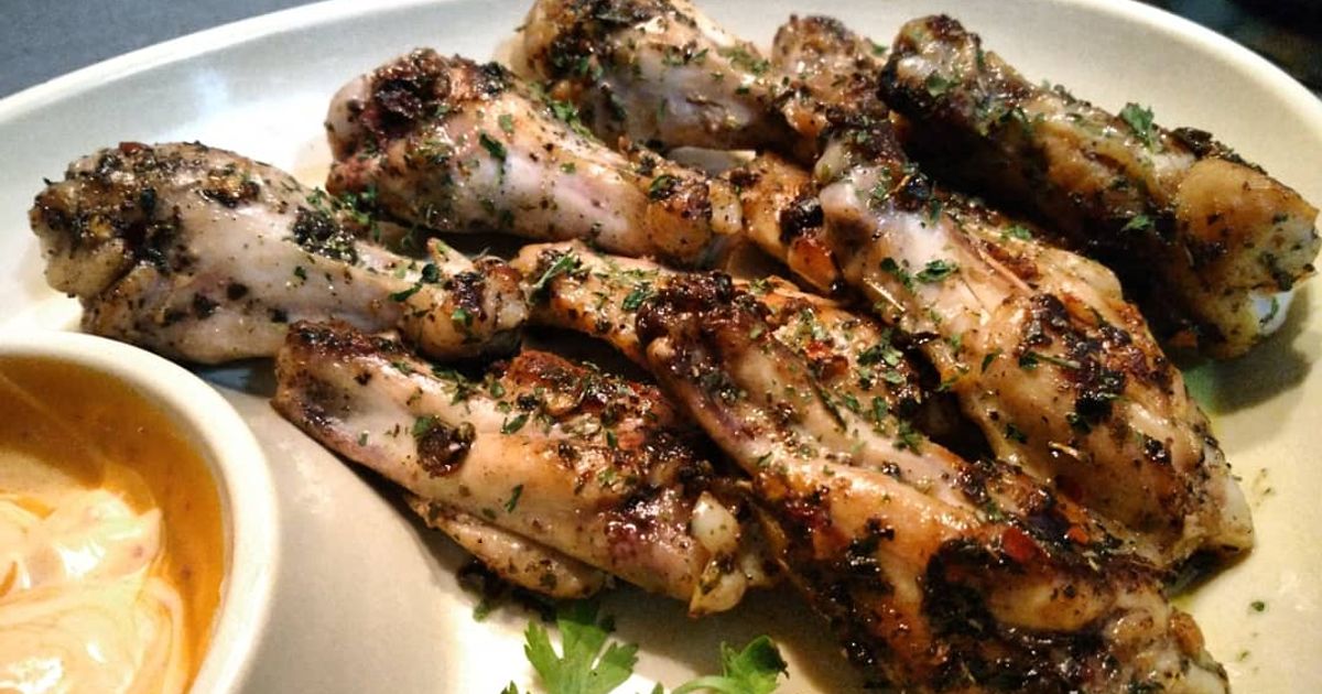 Grilled Herbed Chicken Wings Recipe by Daljeet Singh - Cookpad