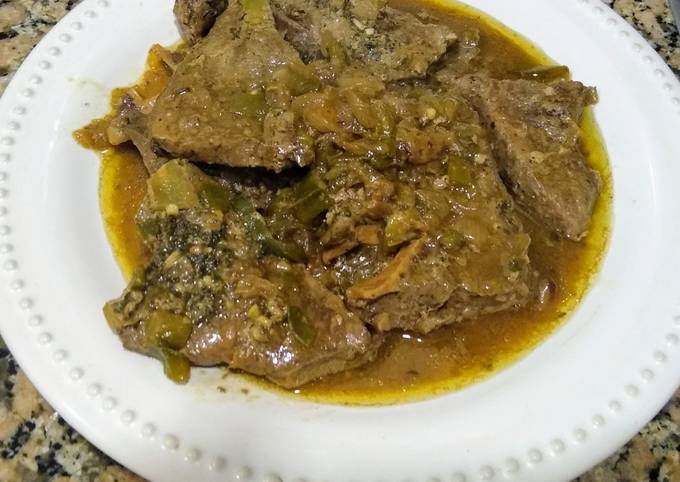 Hígado saltado con cebolla Receta de Verónica Etulain- Cookpad