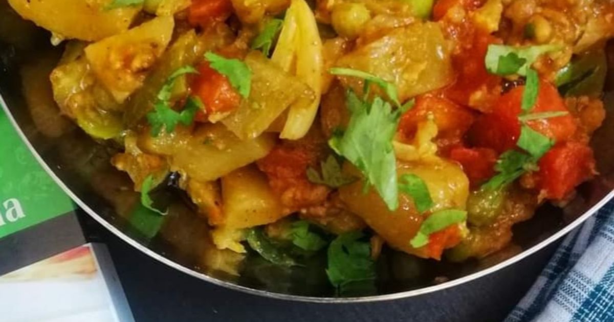 Desi Mix Sabzi Recipe by Sanober Danish - Cookpad