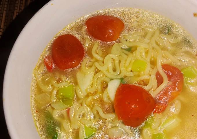 Resep 340. Mie rebus sayur instan oleh Puji Mpn mama Arfan - Irfan ...