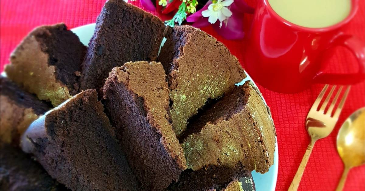 Chocolate Slab Cake Recipe by Kezia's Kitchen 👩‍🍳 - Cookpad