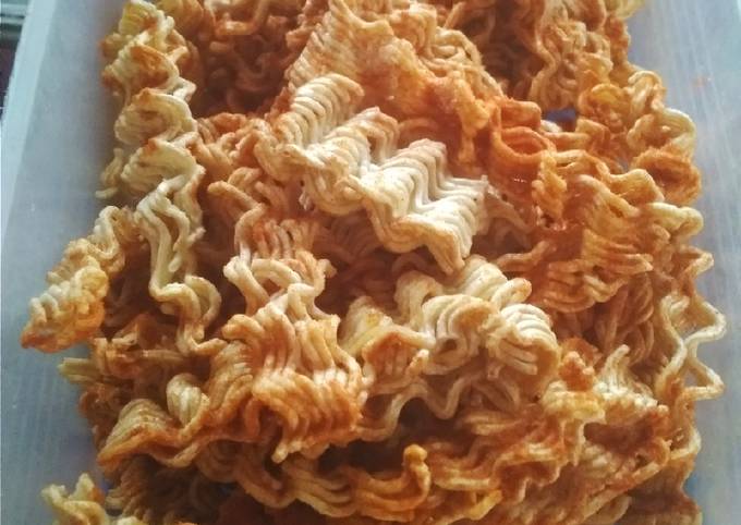 Resep Mi goreng kriuk a.k.a krip krip oleh juju - Cookpad
