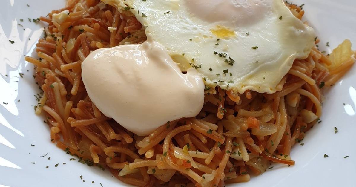 Fideos con huevo Receta de Veronica- Cookpad