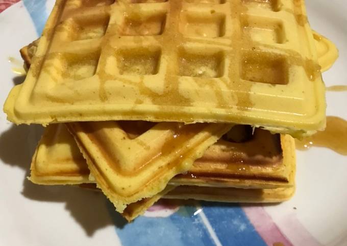 Waffles con helado de Vainilla Receta de Fiamma Viera- Cookpad