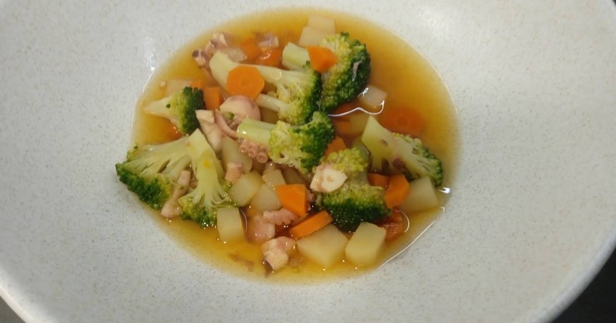 Sopa de pulpitos y verdura Receta de Miguelo Ferrer Alberich - Cookpad
