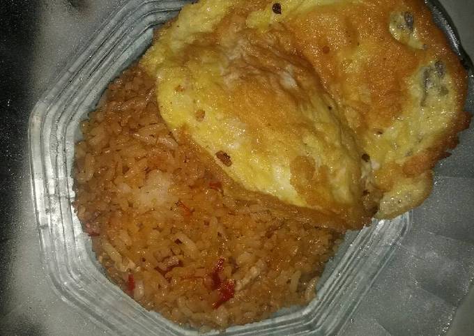 Resep Nasgor simple oleh Hartini Sarman - Cookpad